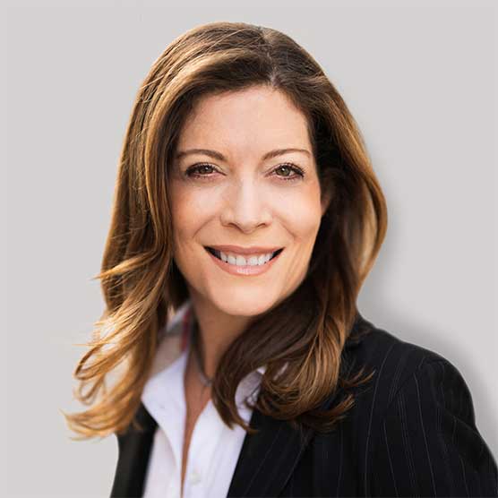 Courtney Lewis | Lument